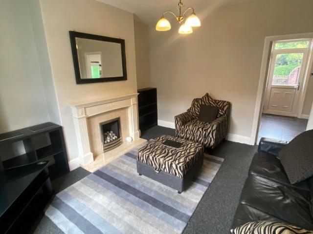 7 Birkhouse Lane, Huddersfield, HD5