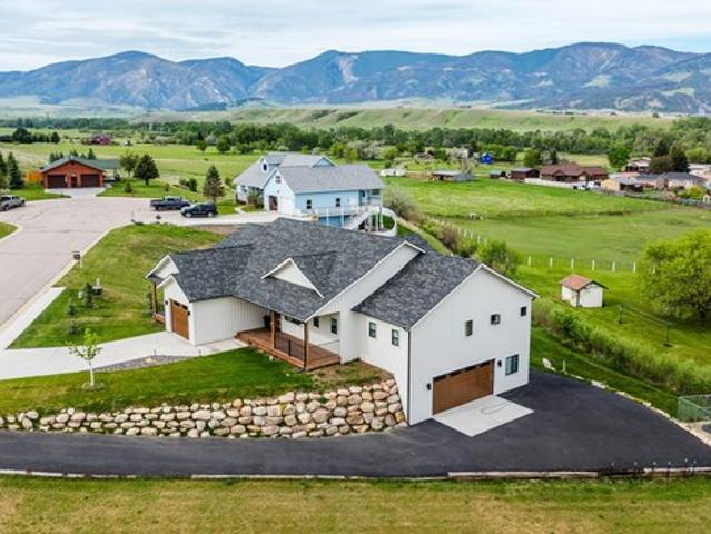 7 Black Mountain Dr, Dayton, WY 82836