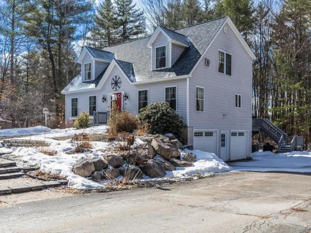 7 Blackshire Ct, Somersworth, NH 03878