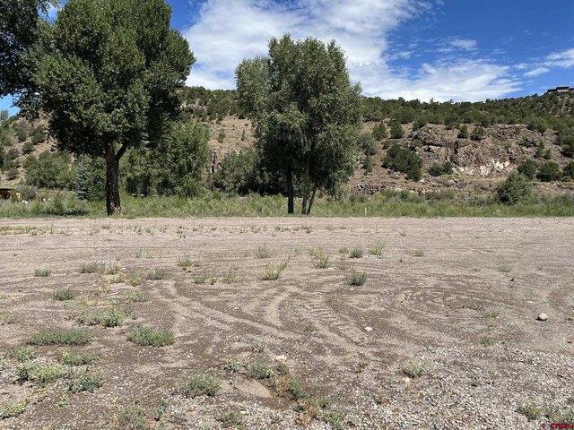 7 Bluebird Ln, South Fork, CO 81154