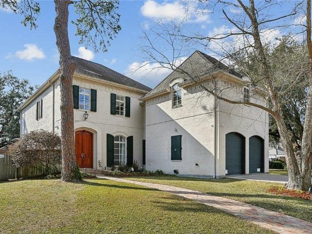 7 Bluebird St, New Orleans, LA