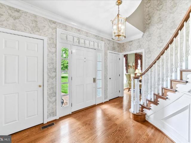 7 Bolingbroke Rd