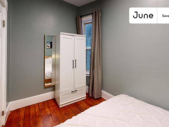 7 BR in Boston
