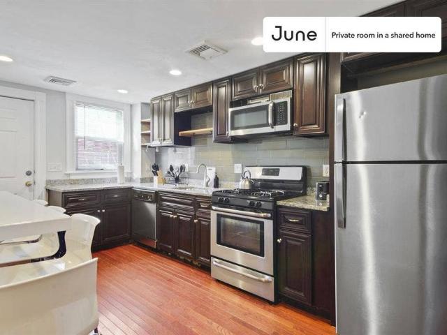 7 BR in Boston