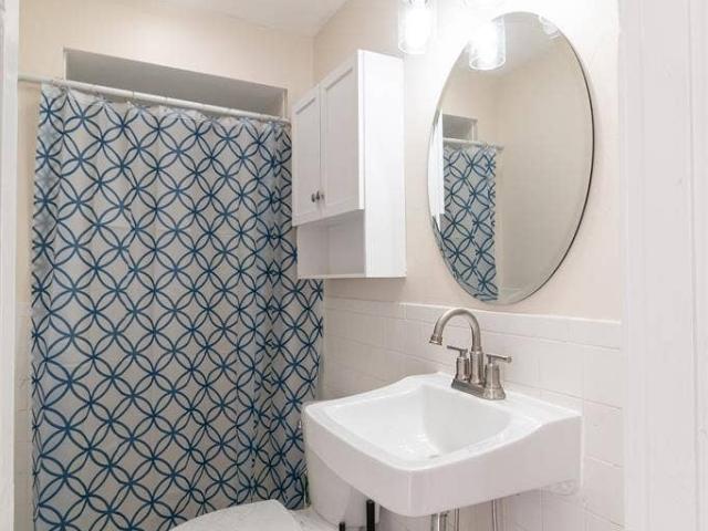 7 BR in Boston