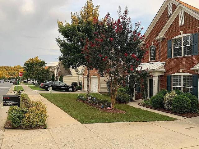 7 BR in Charlotte