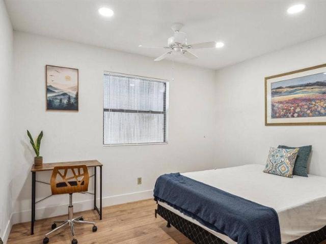 7 BR in Phoenix