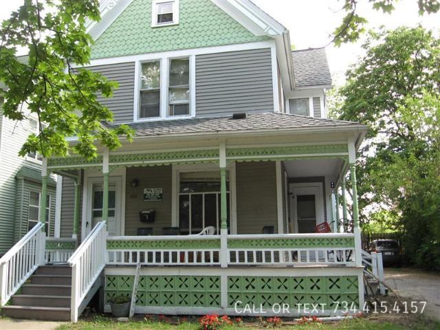 7 BR, 2 BA Apartment 502 E Ann St, Ann Arbor, MI 48104
