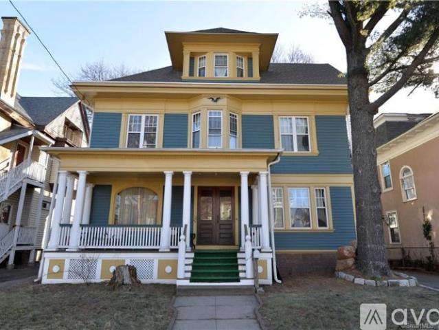 7 BR, 3.5 BA Apartment 201 Sherman Ave, New Haven, CT 06511