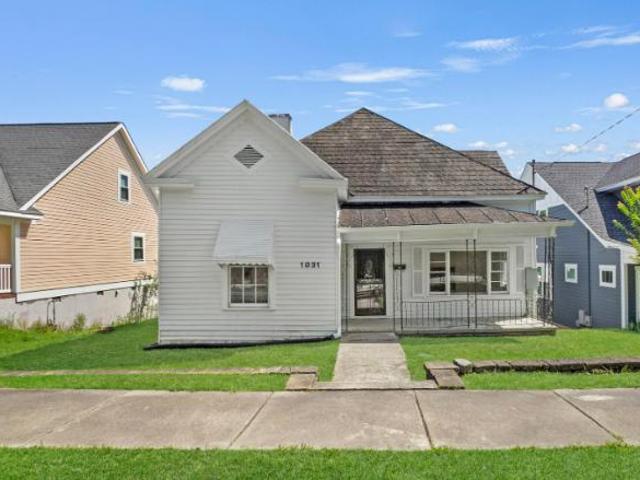 7 Br, 3 bath, Single Family 1031 Ash St