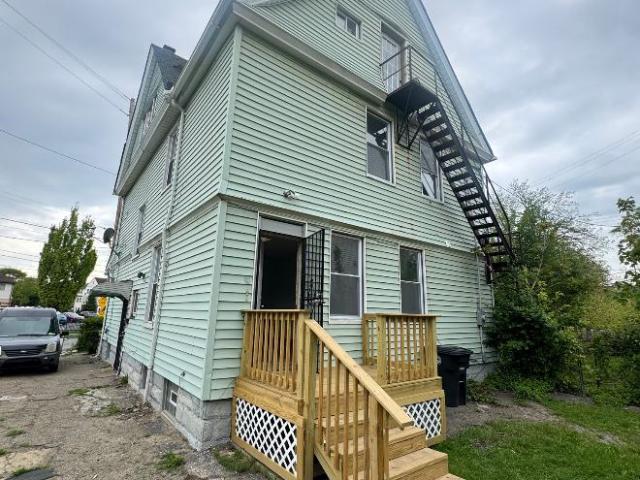 7 Br, 3 bath, Single Family 1345 Addison Rd