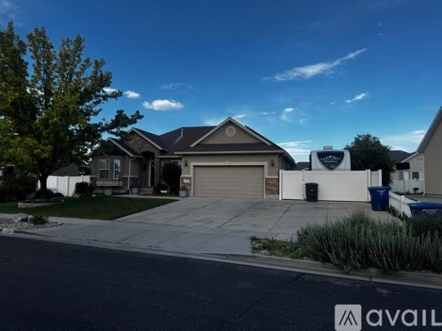 7 BR, 3 BA Apartment 4281 3630 West, West Valley City, UT 84120