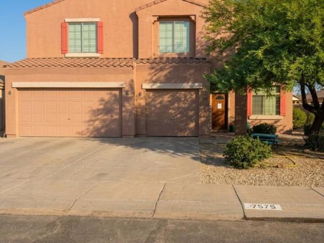 7 Br, 4 bath, Single Family 37189 W Leonessa Ave