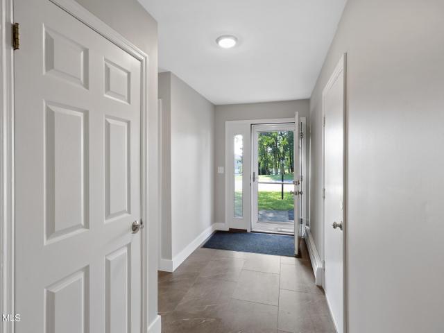 7 Bridgewood Lane