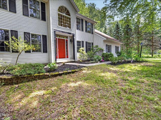7 Brookview Court