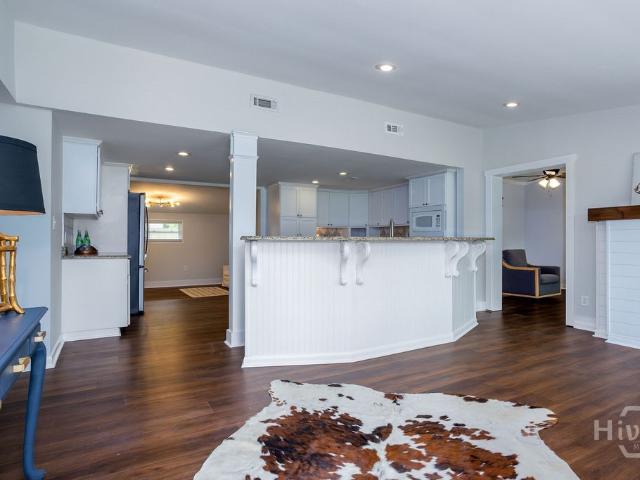 7 Broadmoor Circle