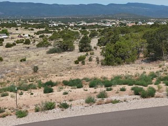 7 Caleb Ct, Tijeras, NM 87059