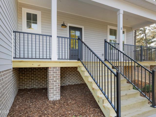 7 Calhoun Lane