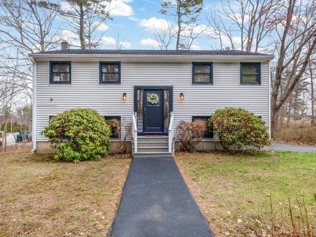 7 Camden Ave, York, ME 03909