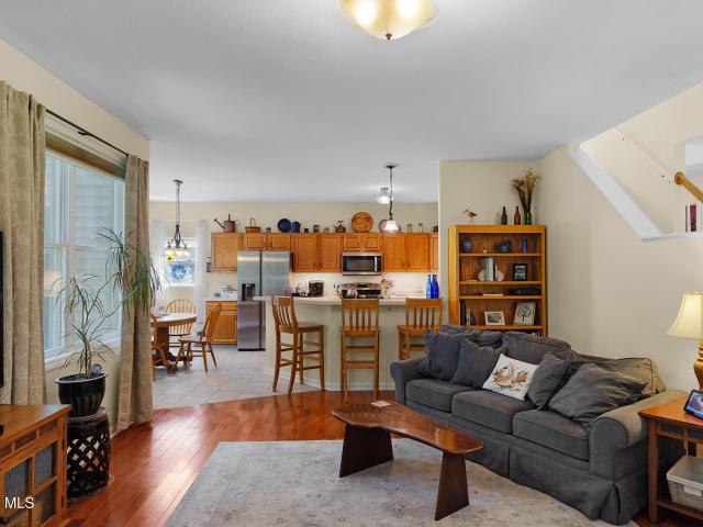 7 Castle Pines