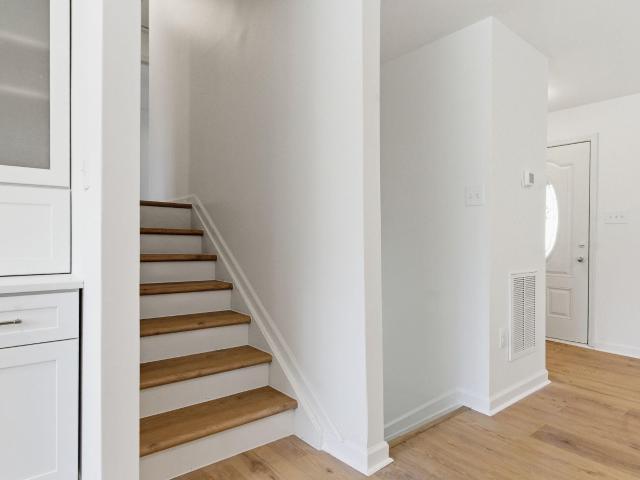 7 Cates Ct, Hillsborough, NC 27278 | MLS #10151