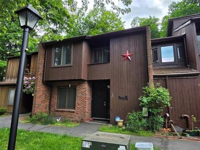 7 Cedar Park Cmns Apt 2, Monticello, NY 12701