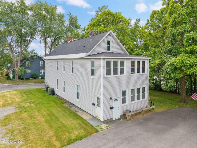 7 Center Street