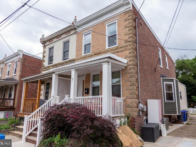 7 Center Street