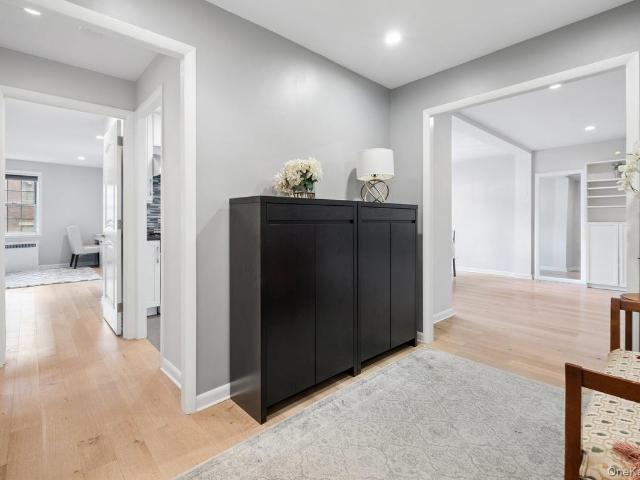 7 Chateaux Circle 7F