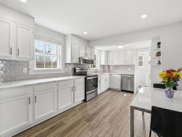 7 Cherry St, Southborough, MA 01745 | MLS #73504
