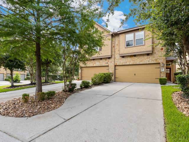 7 Cheswood Manor Ct, The Woodlands, TX 77382 | MLS #89451 | Compass