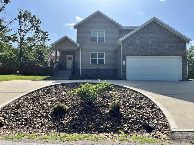 7 Cheshnut Dr, Bella Vista, AR 72714