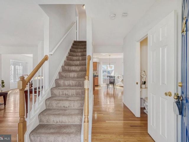 7 Chriswell Court