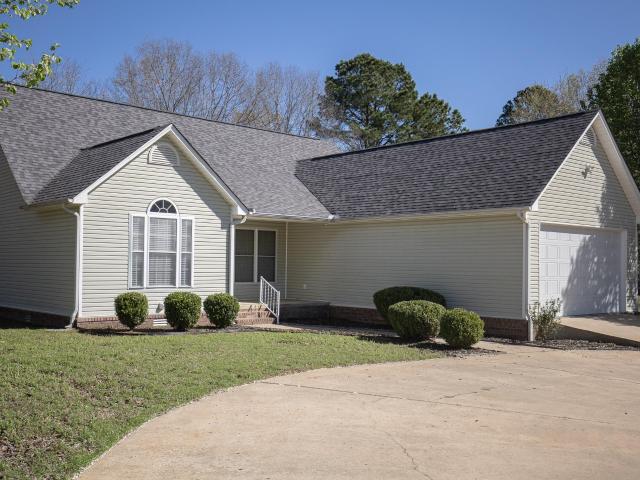 7 Christen Ln