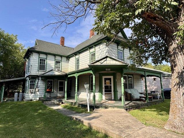 7 Church Ln, Au Sable Forks, NY 12912