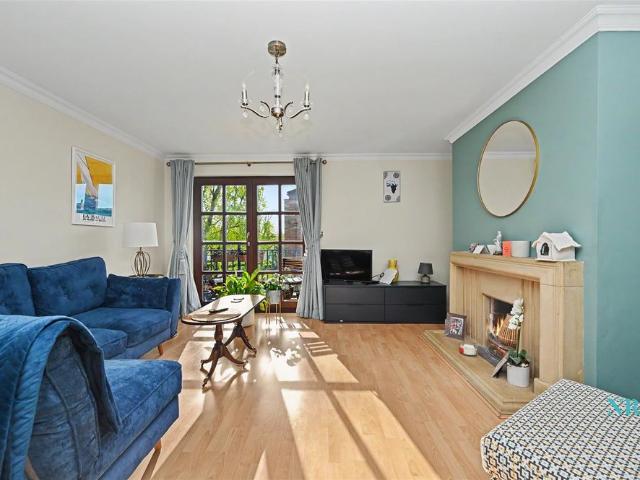 7 Cleaver Court, Belfast, BT9 5LX