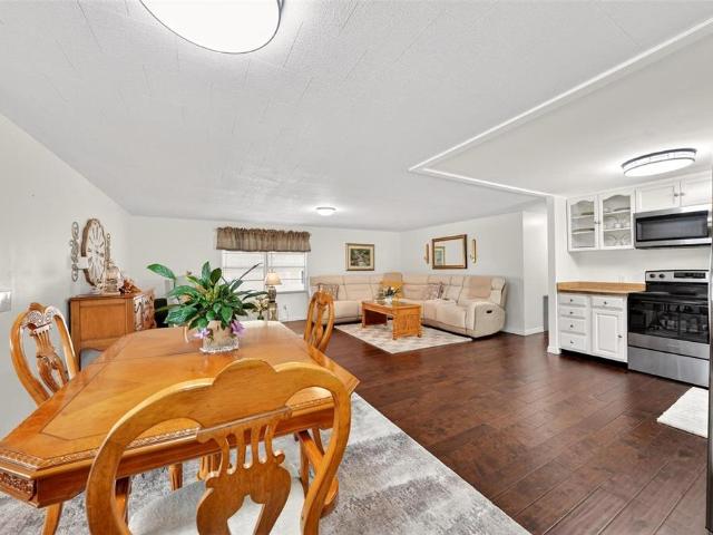 7 Cocos Plumosa Dr, Unit A, Eustis, FL 32726 | MLS #G5109