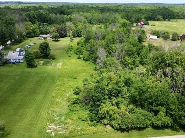 7 Colonel Allen Dr, South Hero, VT 05486