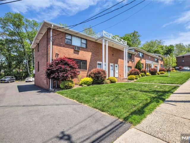 7 Colonial Drive # 7L