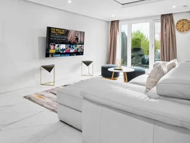 7 Commercial Street, Park Central, B1 1RS, United Kingdom | 3 bed apartment for rent #136264227 | Rentberry