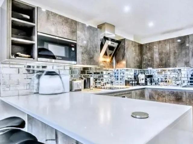7 Commercial Street, Park Central, B1 1RS, United Kingdom | 3 bed duplex for rent #133737720 | Rentberry