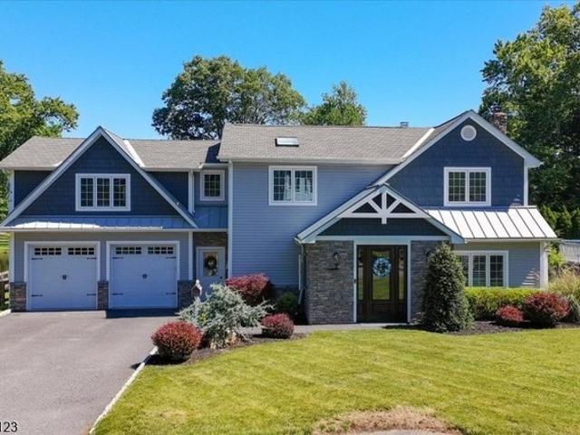 7 Cosma Pl, Mendham, NJ 07945