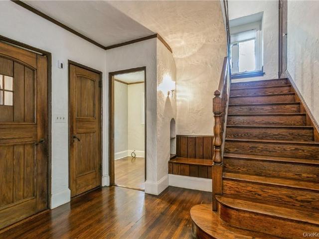 7 Cotswold Way
