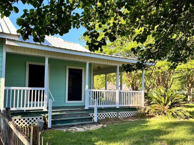 7 Cottage Lane