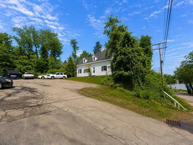 7 Crescent St, Pittsfield, NH 03263