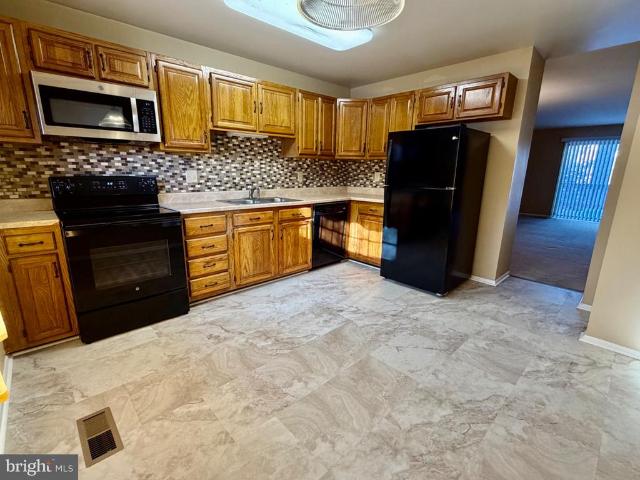 7 Cross Falls Circle