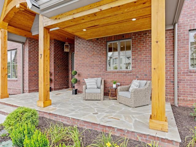 7 Crossmoor Circle