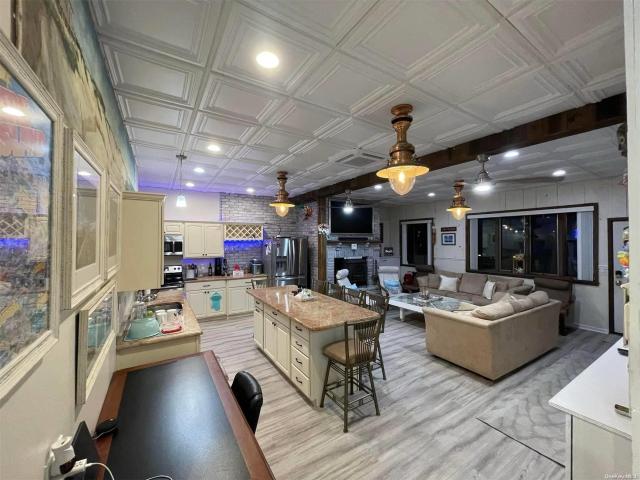 7 Dehnhoff Walk, Ocean Beach, NY 11770 | MLS #L3539 | Compass