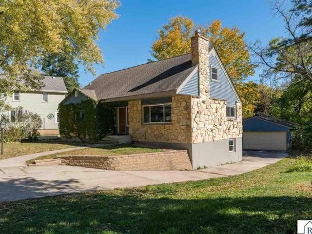 7 Dellview Ln, Mankato, MN 56001