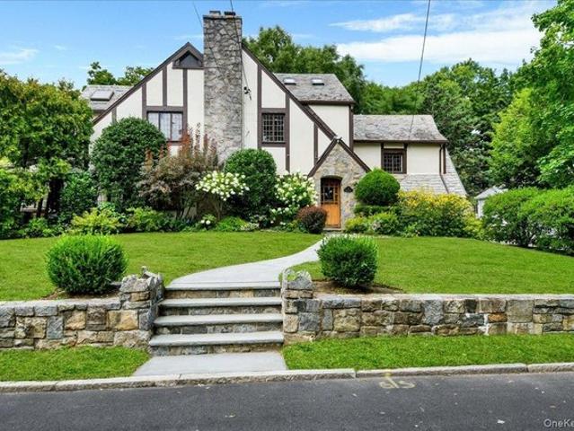 7 Denman Pl, Mount Vernon, NY 10552